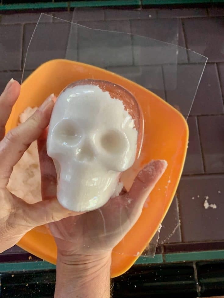 Simple Sugar Skulls Recipe for Day of the Dead