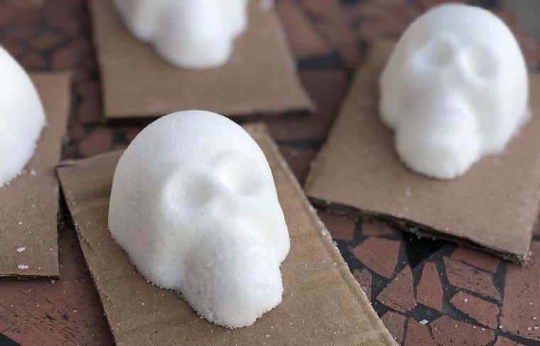 Simple Sugar Skulls Recipe for Day of the Dead